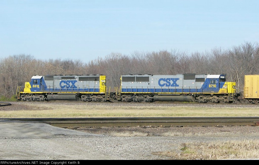 CSX 8710 and 8816